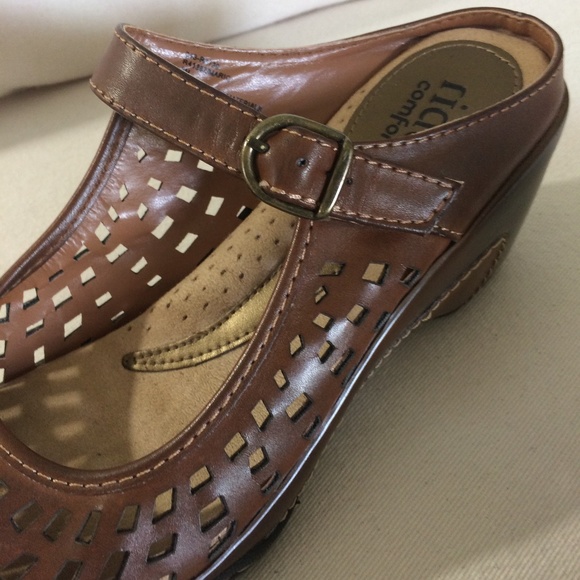 Rialto Comfort | Shoes | Rialto Comfort Wedge Peep Toe Sz 8m | Poshmark